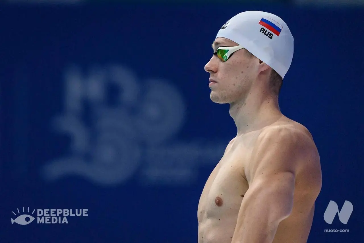 Campionati V25 di Russia. [День 2]. Kliment Kolesnikov: 100 dorso (49.12). Evgeny Chikunova: 50 ...