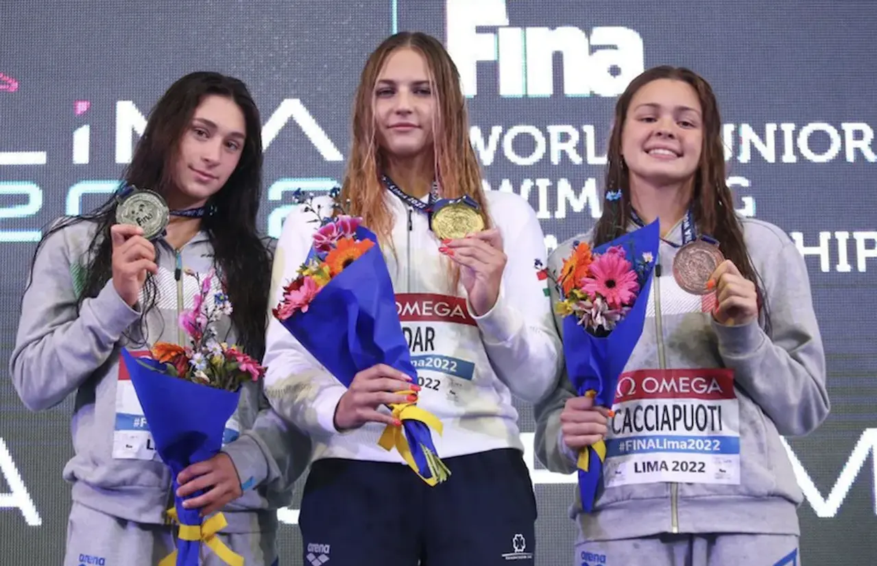 Mondiale juniores di Lima. D3. Doppietta 100 stile libero: Biagiotti d ...