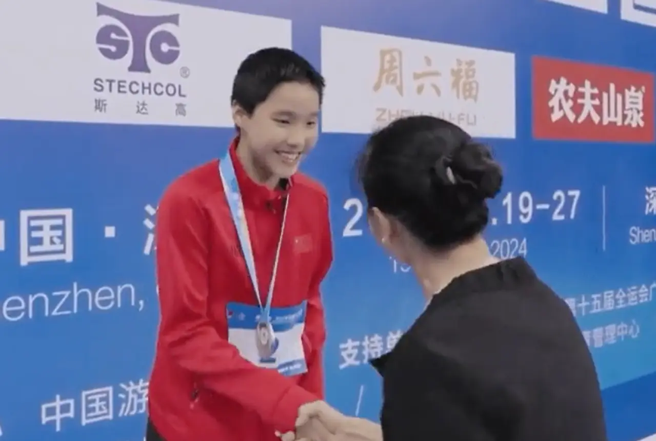 Le impressionanti prestazioni dell'undicenne Yu Zidi ai Campionati di ...